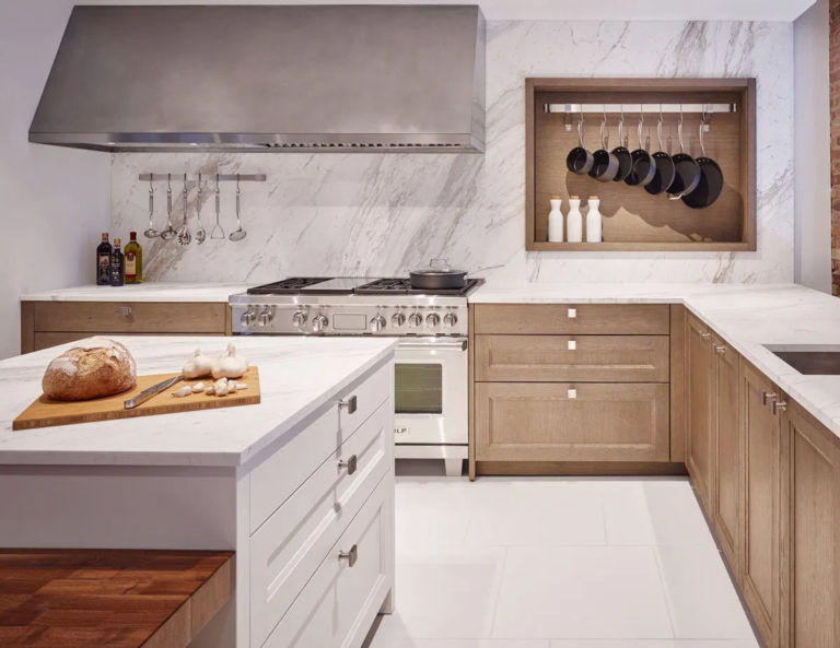 Impressive custom kitchens & more from Eggersmann – Interiors by Jacquin