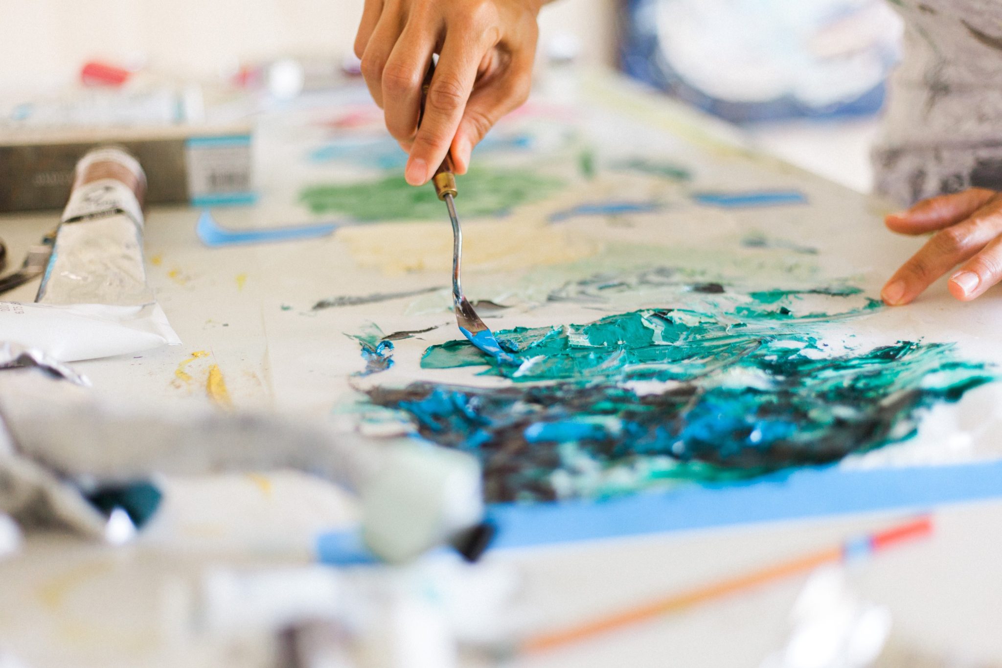 At Home with Artist Sue Yu Petty – Interiors by Jacquin